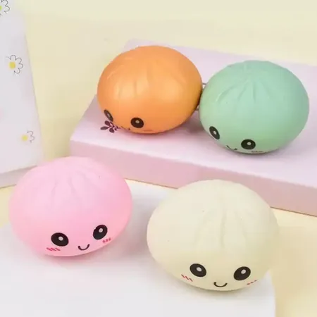 BUN Squishy Baozi Dumpling 9 cm, 1 Stück, 6-fach sortiert | duo-shop.de